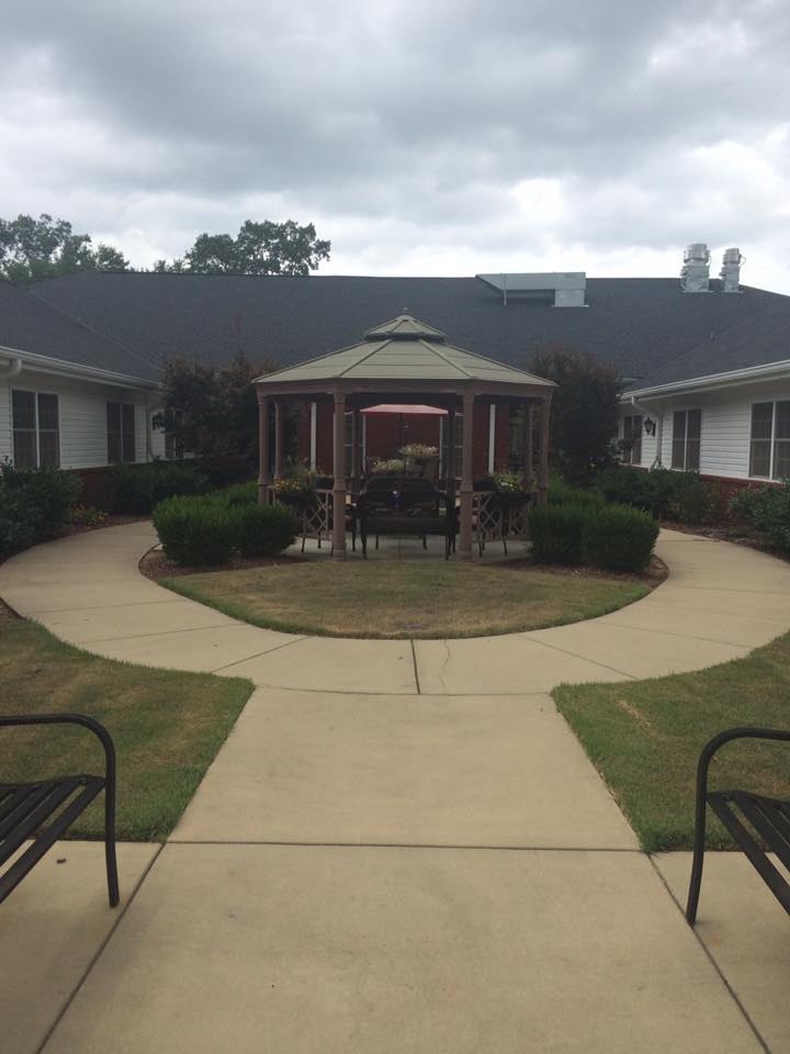 Tuscaloosa AL Assisted Living Community | The Legacy