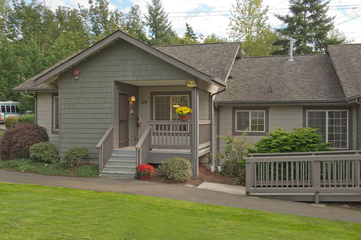 Senior Living Community in Renton WA | The Lodge at Eagle Ridge