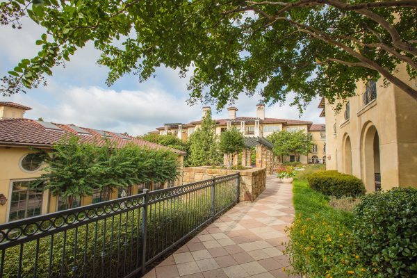 Luxury Life Plan Retirement Community in Dallas | Edgemere