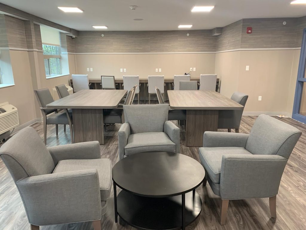 Assisted Living in New Rochelle | The Eliot at New Rochelle